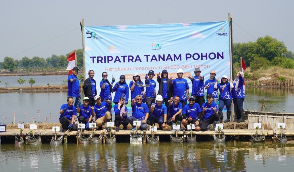 Tripatra | TRIPATRA Tanam 50.000 Pohon Untuk Dukung Cegah Perubahan Iklim